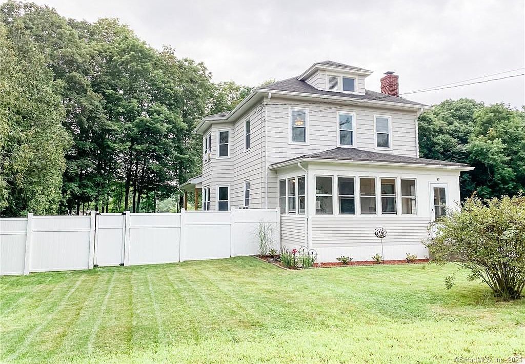 45 Railroad Ave, Killingly, CT 06241 | Zillow