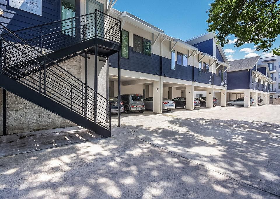 607 W Saint Johns Ave #2, Austin, TX 78752 | Zillow