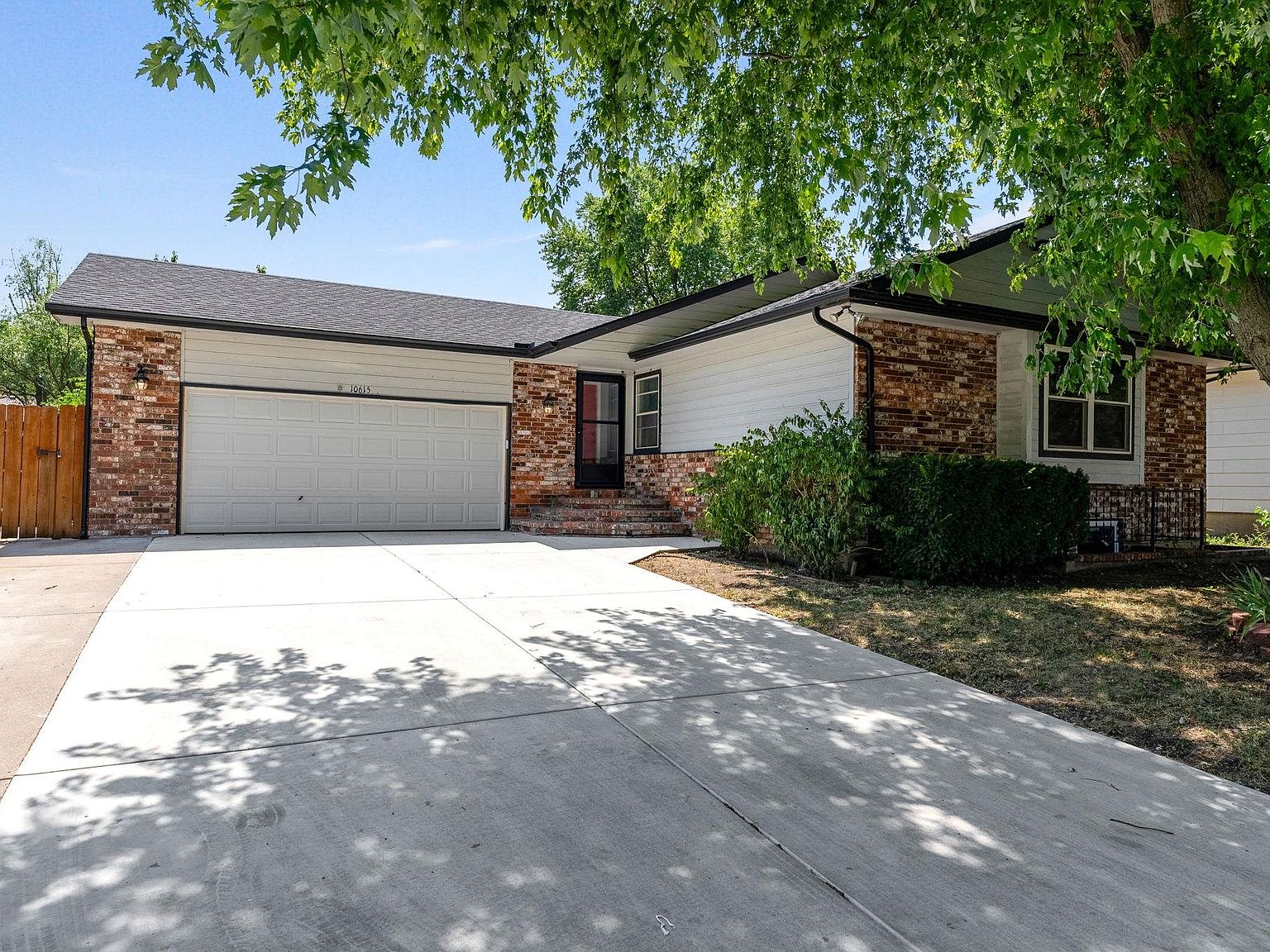 10615 E Countryside St, Wichita, KS 67207 | Zillow