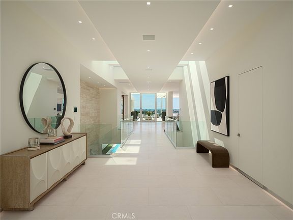 1119 Dolphin Ter, Corona Del Mar, CA 92625 | MLS #OC24038895 | Zillow