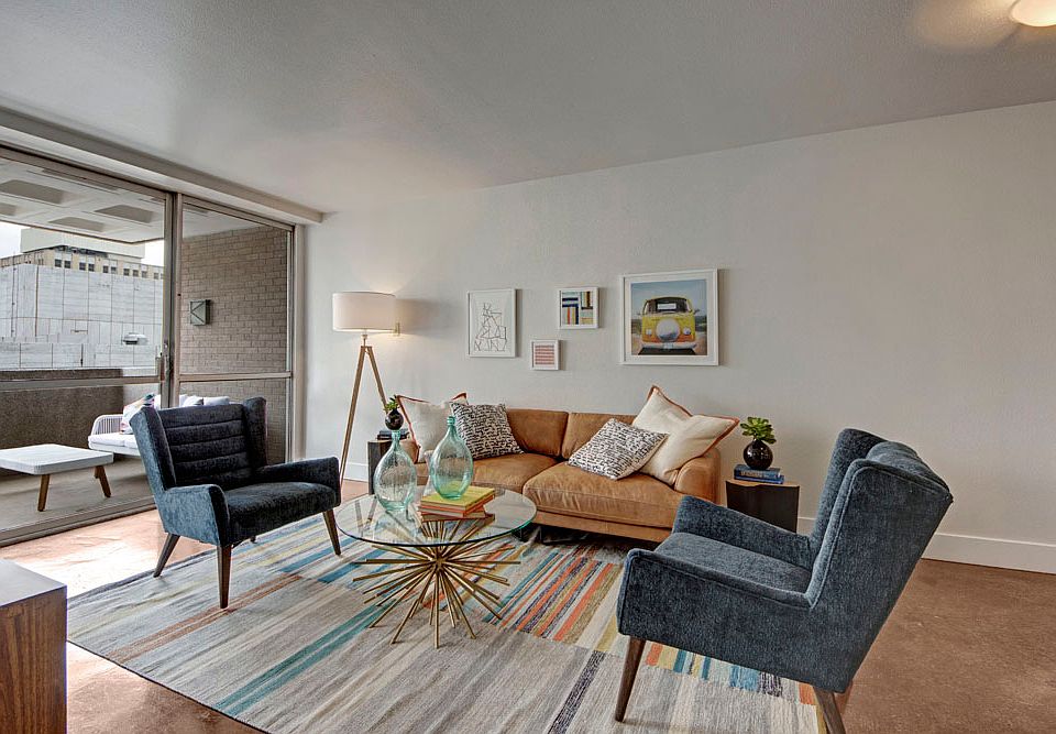 Manor House Apartments - 1222 Commerce St Dallas TX (5 units available ...