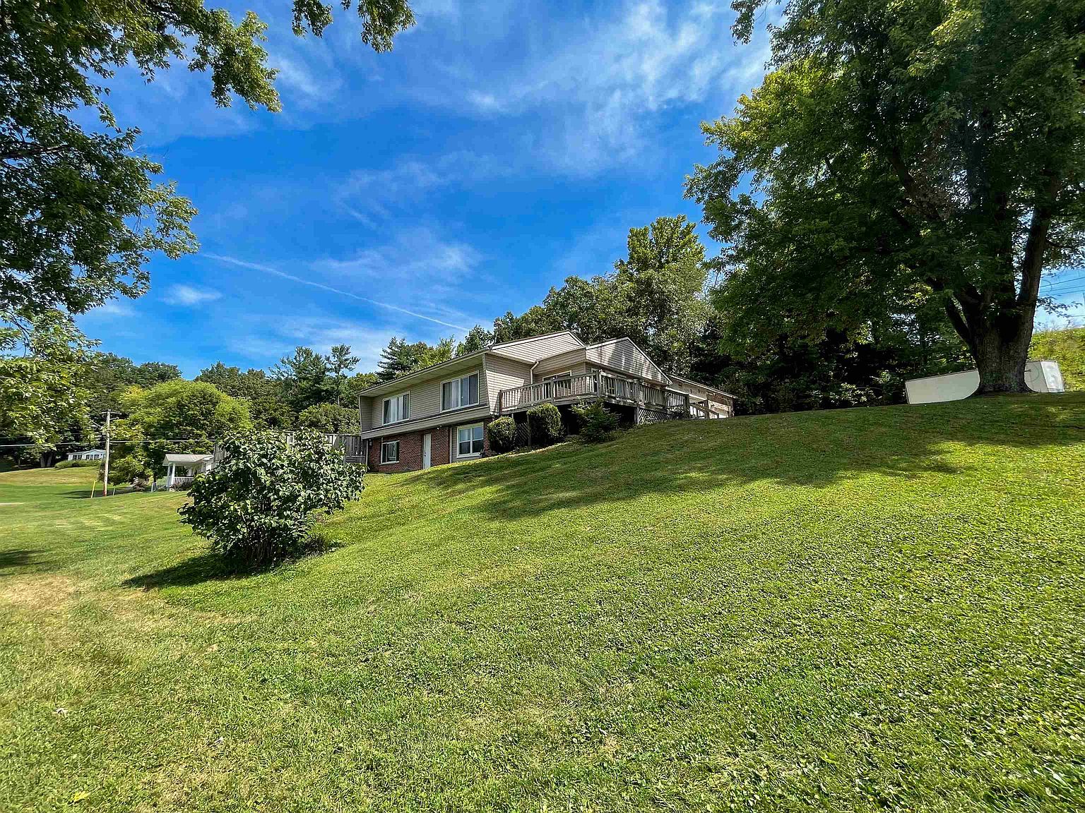 15542 Richland Ct, Catlettsburg, KY 41129 | Zillow