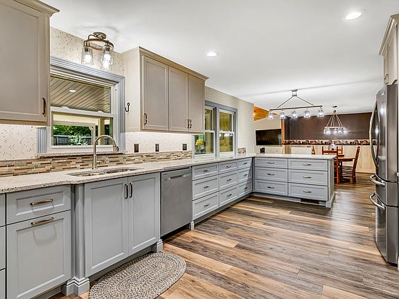 2028 S Cedarbrook Ave, Springfield, MO 65804 | MLS #60223220 | Zillow