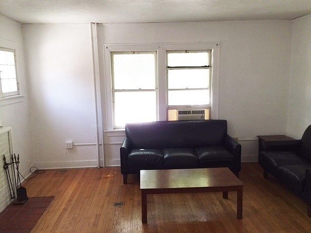 1108 W Nevada St #3B-1BA, Urbana, IL 61801 | Zillow