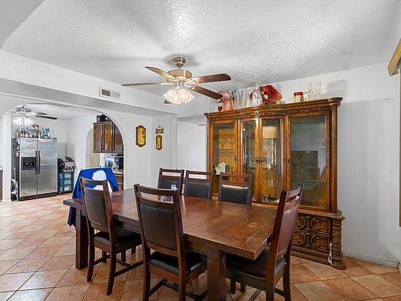 3732 Miller Cir NW, Albuquerque, NM 87107 | MLS #1048445 | Zillow