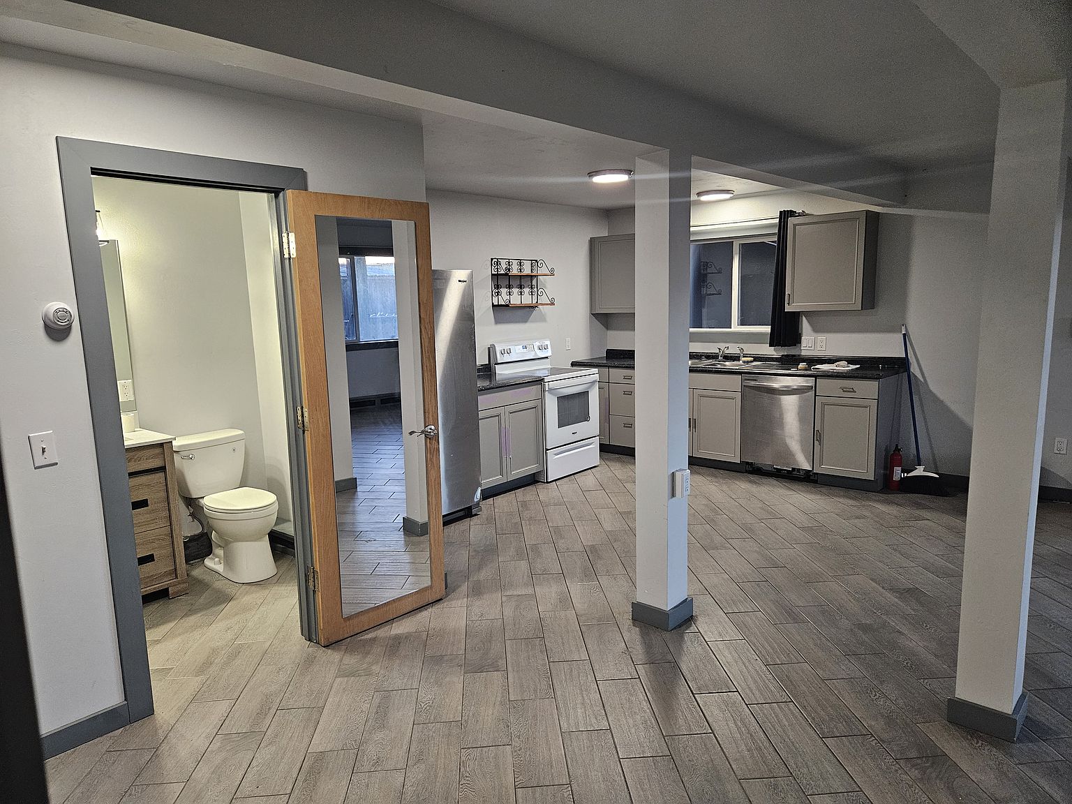 351 E 1st St APT B, Rifle, CO 81650 | Zillow