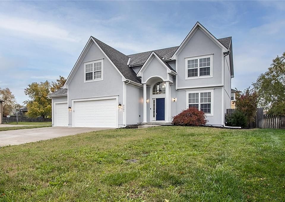 3331 SW Regatta Dr, Lees Summit, MO 64082 | MLS #2461065 | Zillow