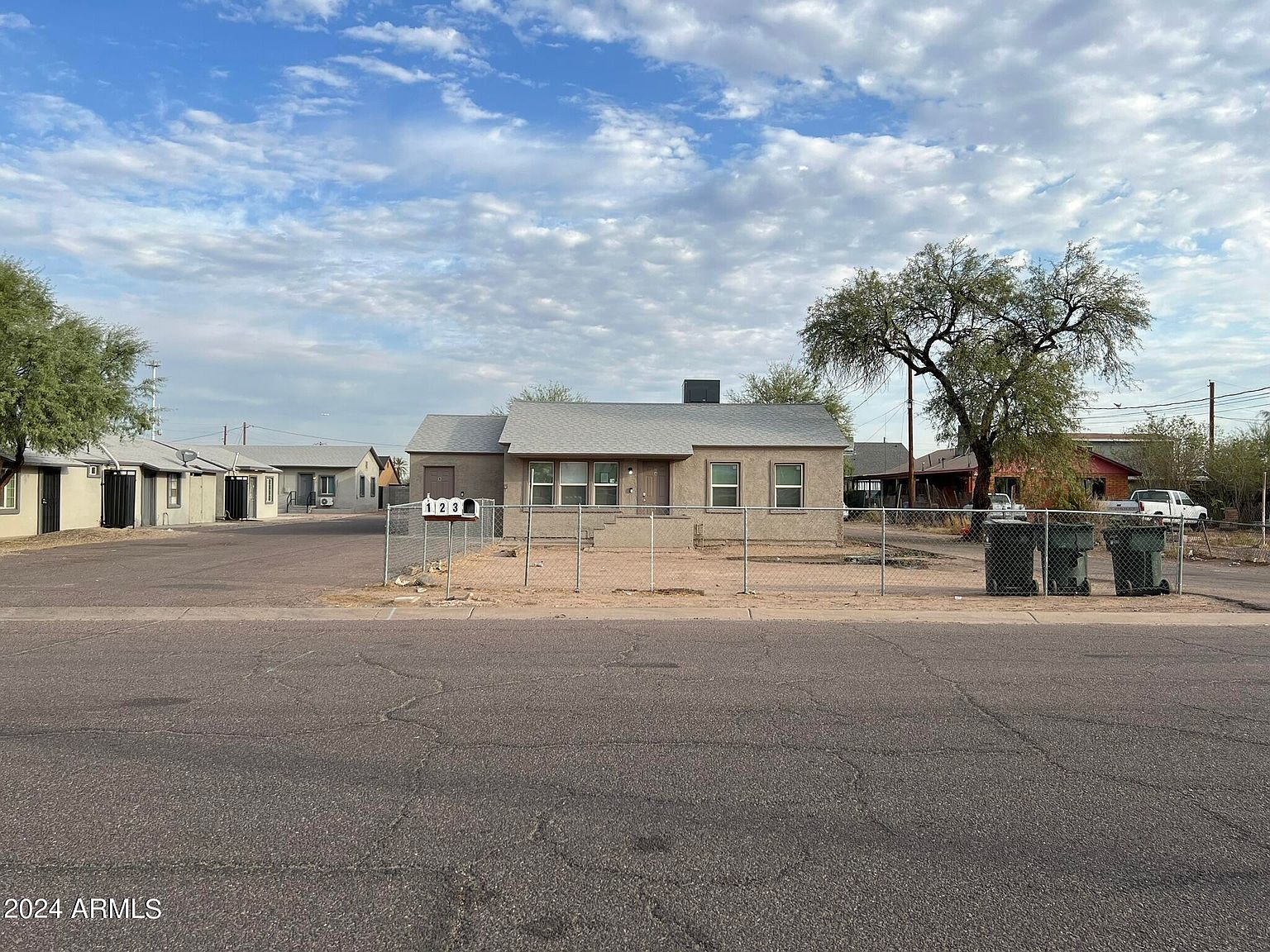 34 W Tamarisk St, Phoenix, AZ 85041 | Zillow
