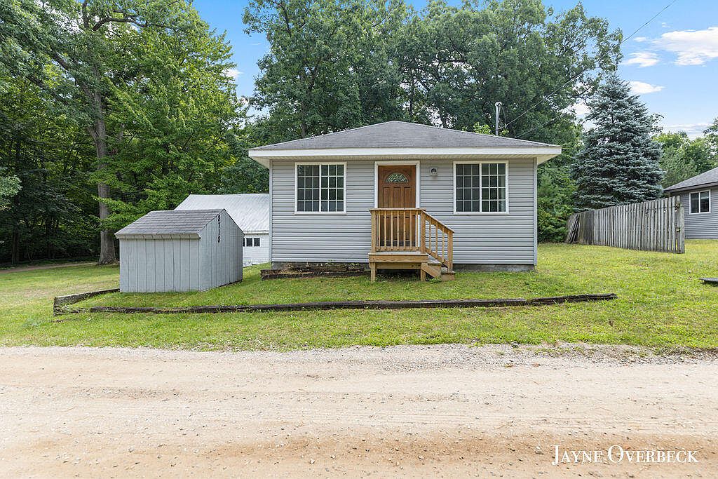 8718 Orleans Ave, Fenwick, MI 48834 | Zillow