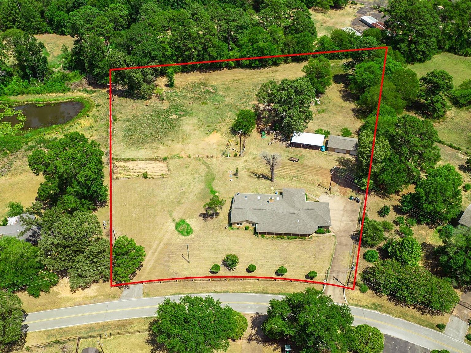 908 Garden Dr, Longview, TX 75603 | MLS #20230504 | Zillow
