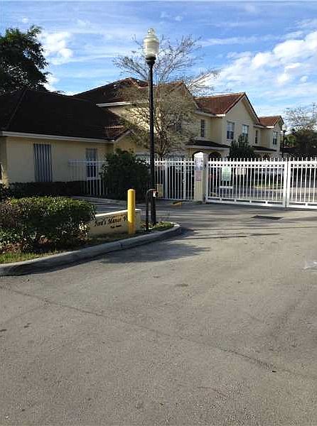 1233 NW 27th Ave, Pompano Beach, FL 33069 | Zillow