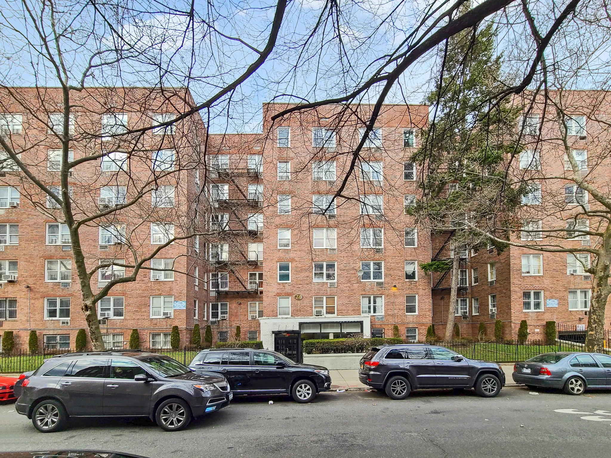 75 Hawthorne Street #4G in Prospect Lefferts Gardens, Brooklyn | StreetEasy