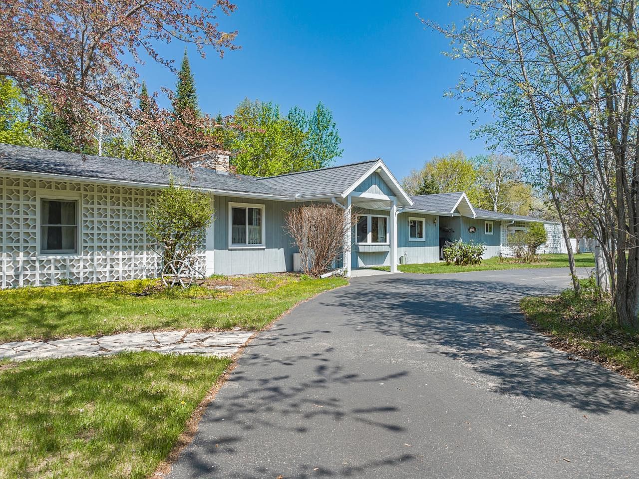 1360 Lake Terrace Est, Three Lakes, WI 54562 | Zillow