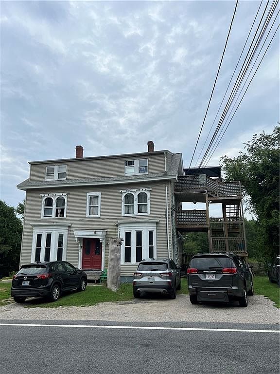 643 Victory Hwy, Mapleville, RI 02839 | Zillow