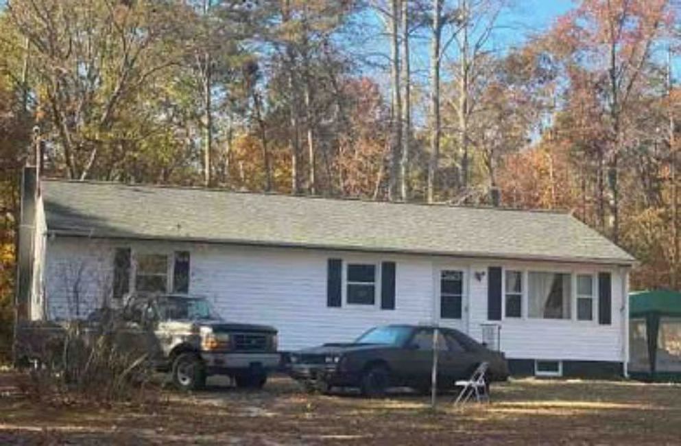 3703 Occupacia Rd, Hustle, VA 22476 | Zillow