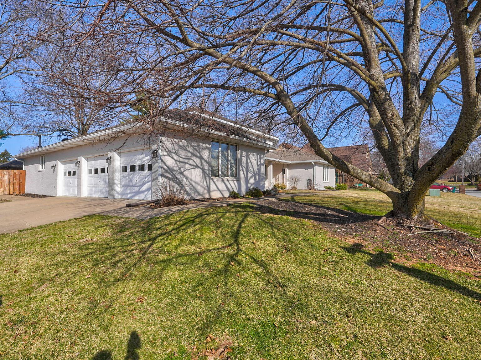3155 South Arcadia Avenue, Springfield, MO 65804 | MLS #60263964 | Zillow