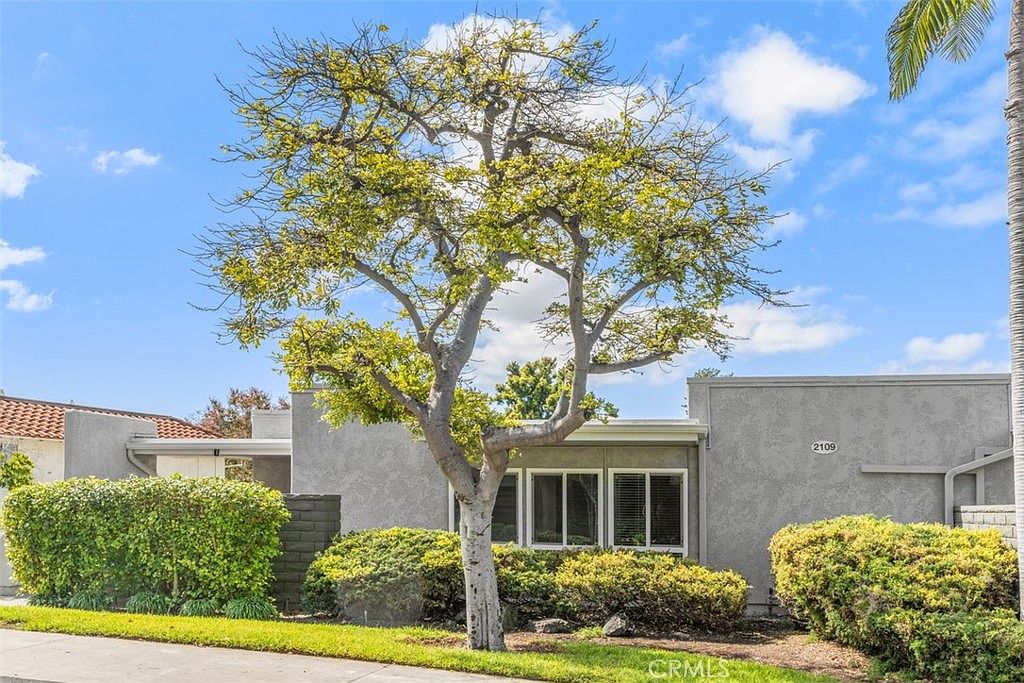 2109 Via Puerta UNIT U, Laguna Woods, CA 92637 | MLS #OC23184574 | Zillow