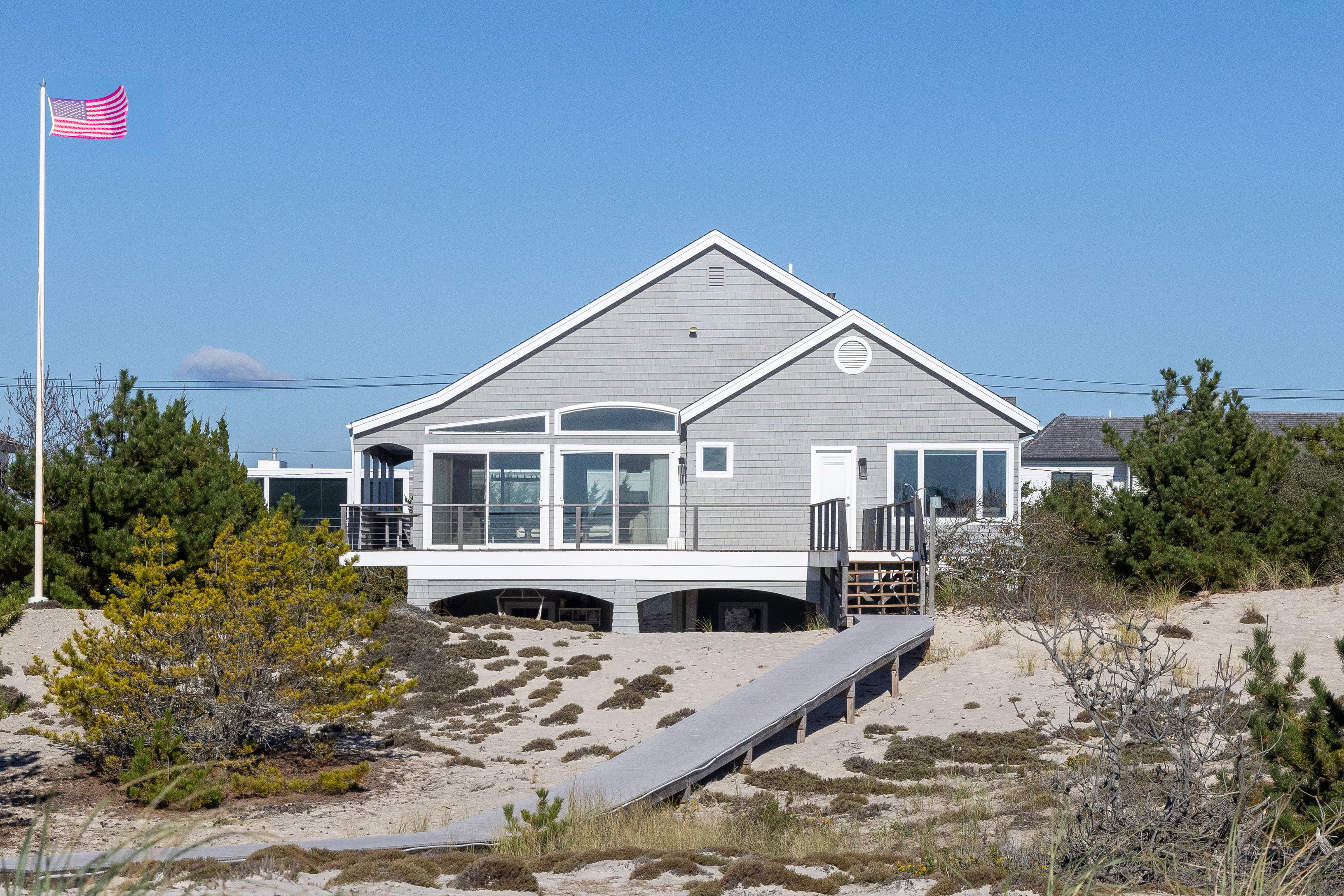 191 Dune Rd, Westhampton Beach, NY 11978 | Out East