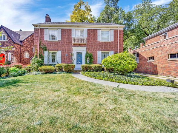 Riverside IL Real Estate - Riverside IL Homes For Sale | Zillow