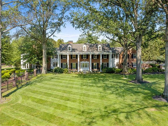 9633 Ladue Rd, Saint Louis, MO 63124 | Zillow