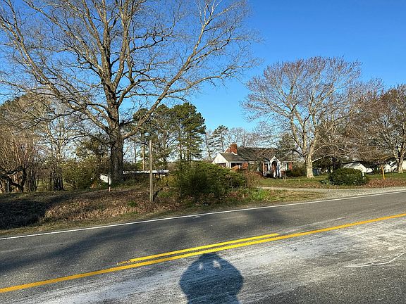 9384 Barnesville Hwy, Red Oak, VA 23964 | Zillow