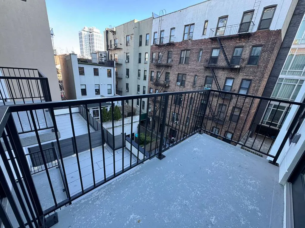 200 South 3rd Street #404 in Williamsburg, Brooklyn | StreetEasy