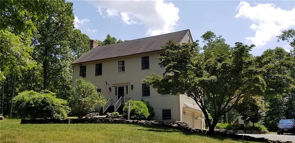 33 Foster Center Rd, Foster, RI 02825 | Zillow