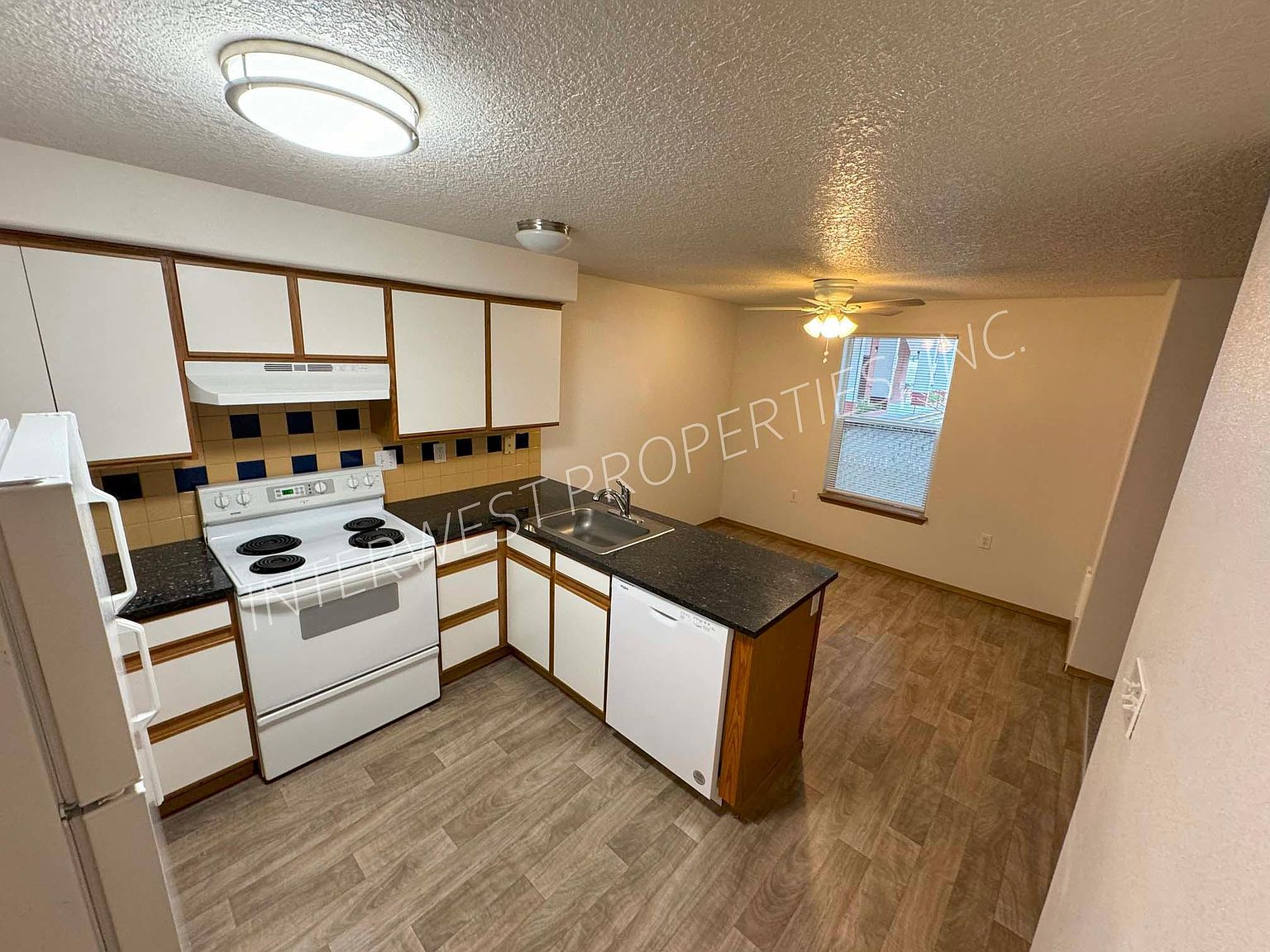 9943 NE Prescott St APT 1, Portland, OR 97220 | Zillow