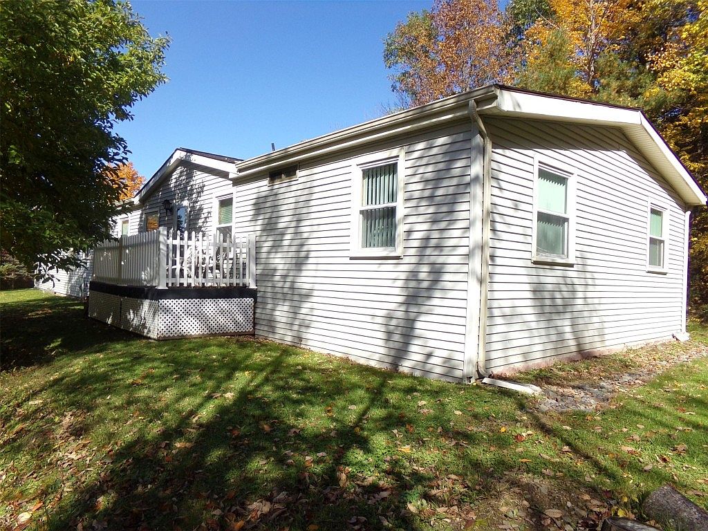 132 Walcott St, Great Bend, PA 18821 | Zillow