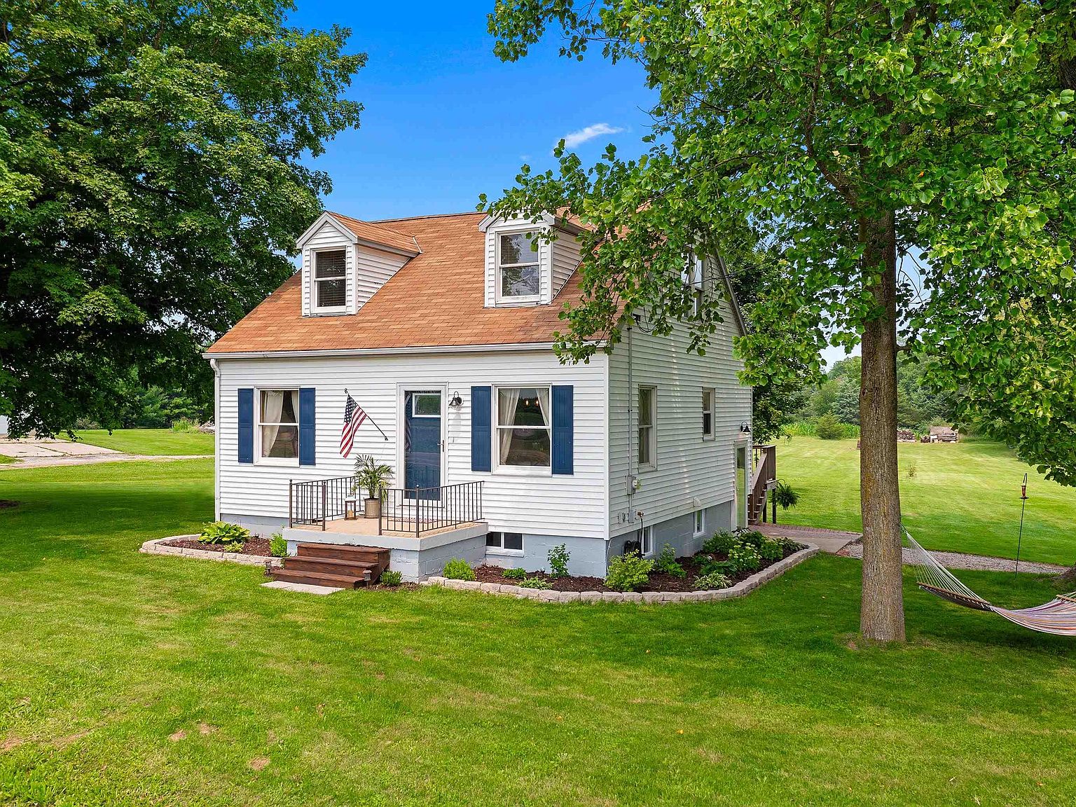 896 Banta Rd, Lowpoint, IL 61545 | Zillow
