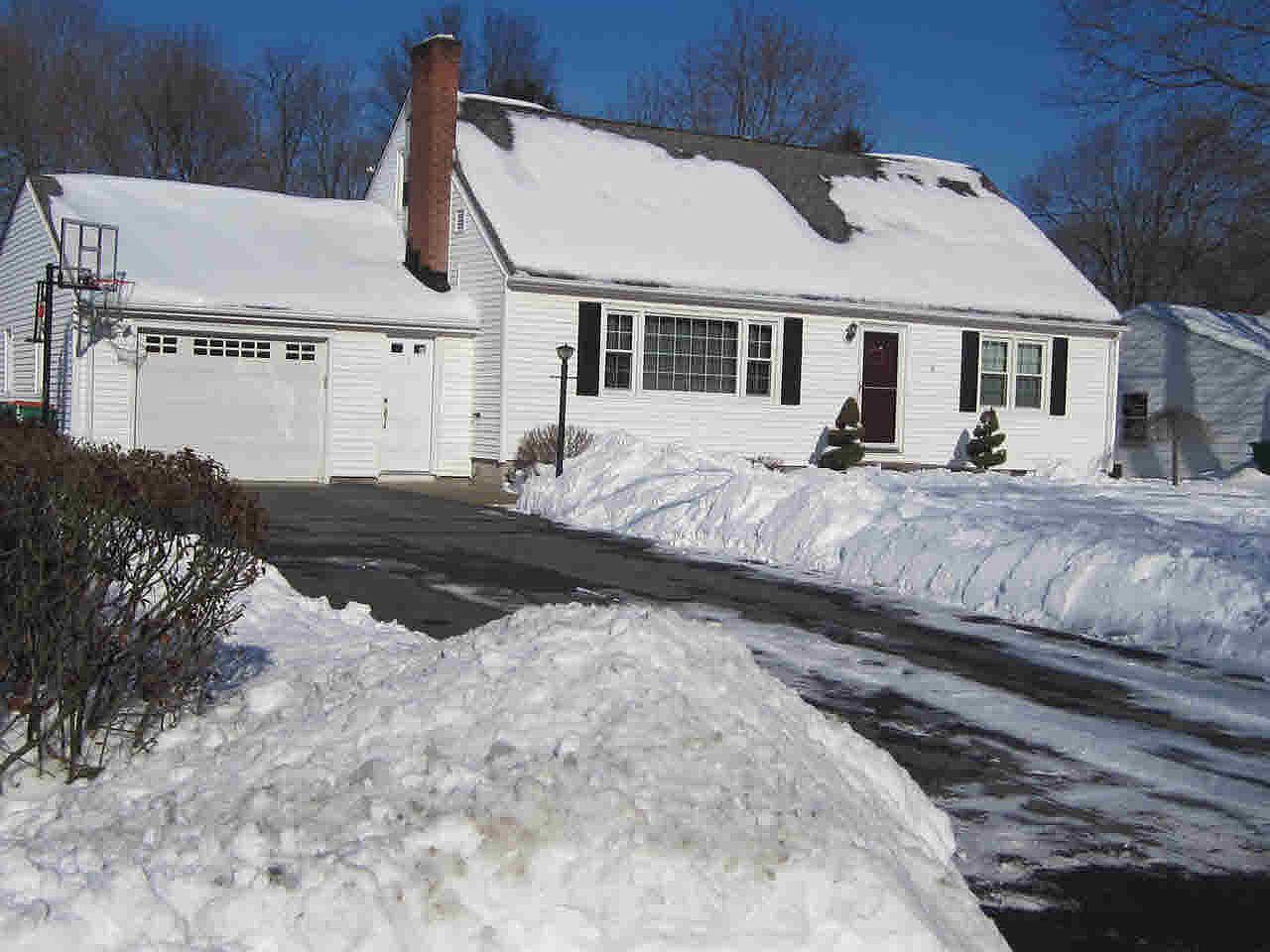 49 Kinry Rd, Poughkeepsie, NY 12603 | Zillow