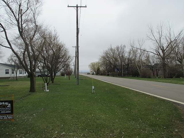 104 McKenzie Ave, Sterling, ND 58572 | Zillow