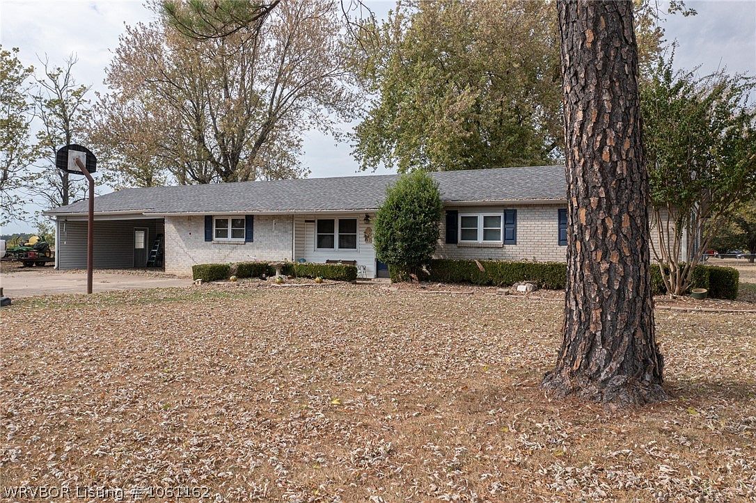 200 W Pryor Ave, Pocola, OK 74902 | Zillow