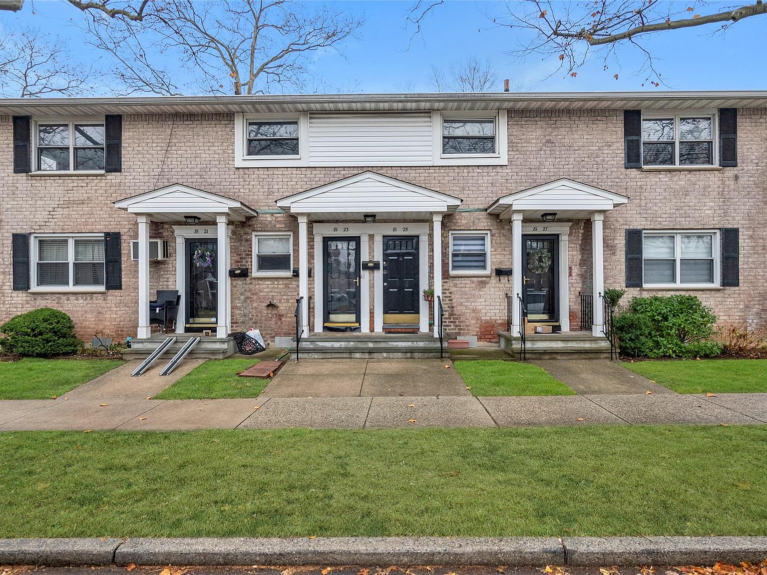 81-23 Langdale Street 2nd Fl, New Hyde Park, NY 11040 | Zillow