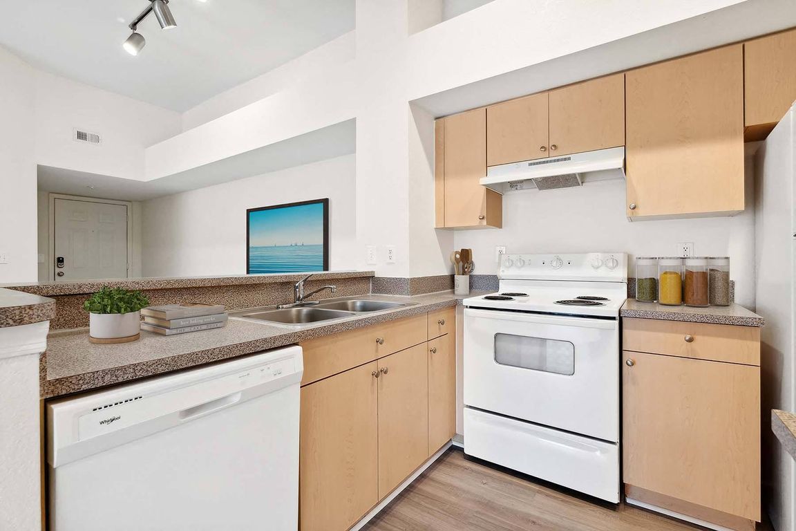 Promenade at Reflection Lakes - 7861 Reflection Cove Dr Fort Myers FL ...