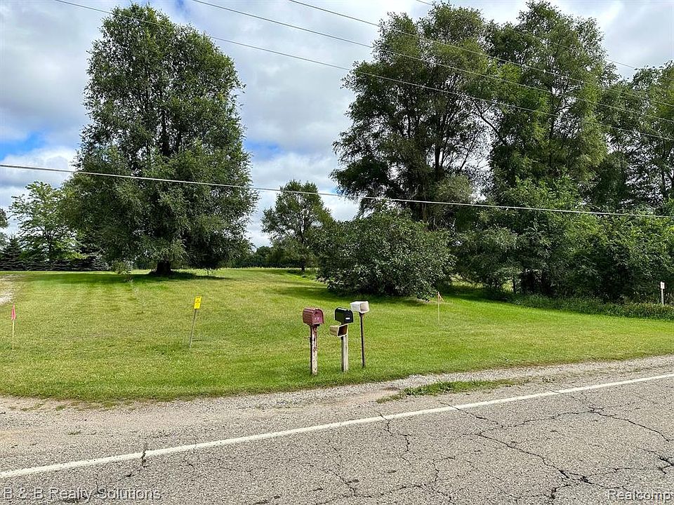 9 Fish Lake Rd North Branch MI | Zillow