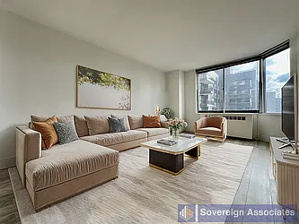 The Serrano at 1735 York Avenue in Yorkville : Sales, Rentals ...