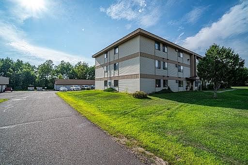 461 Grant St, Stanley, WI 54768 | Zillow