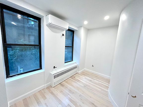 114 E 40th St APT 2C, New York, NY 10016 | Zillow