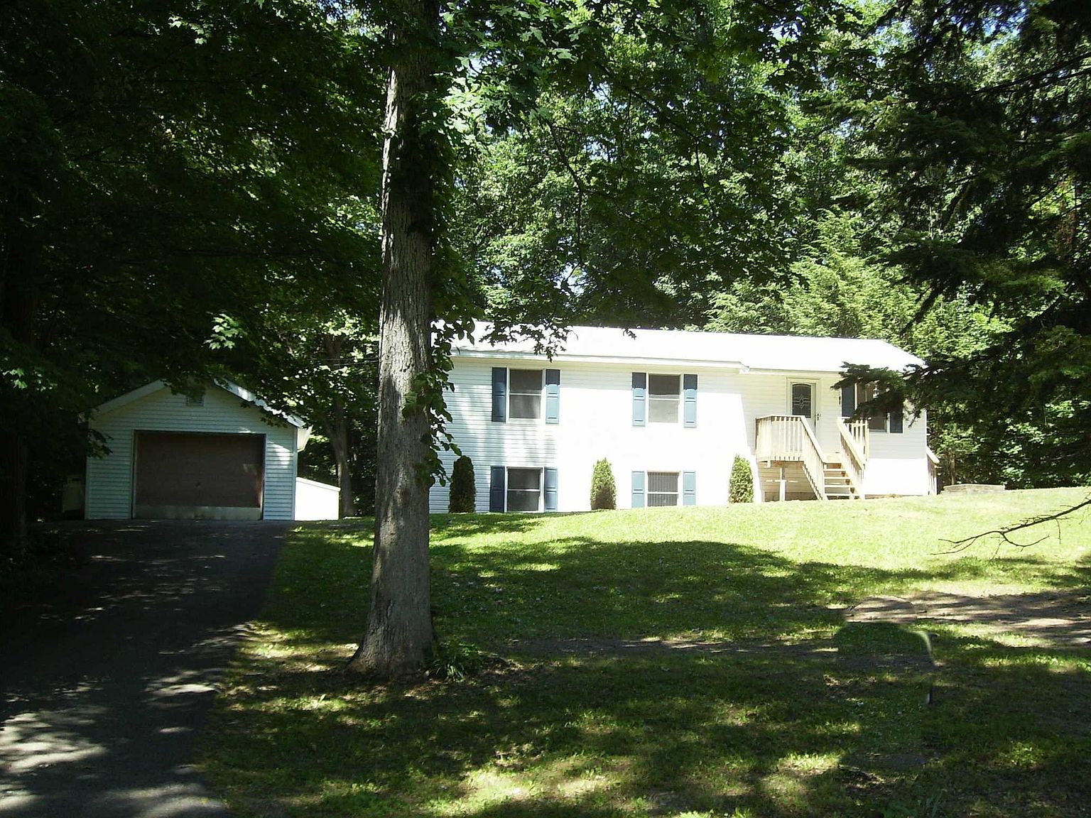 296 Oak Ridge Rd, Hopewell Junction, NY 12533 | Zillow