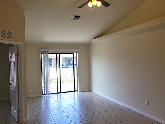 504 Se 6th St Cape Coral Fl 33990 Zillow