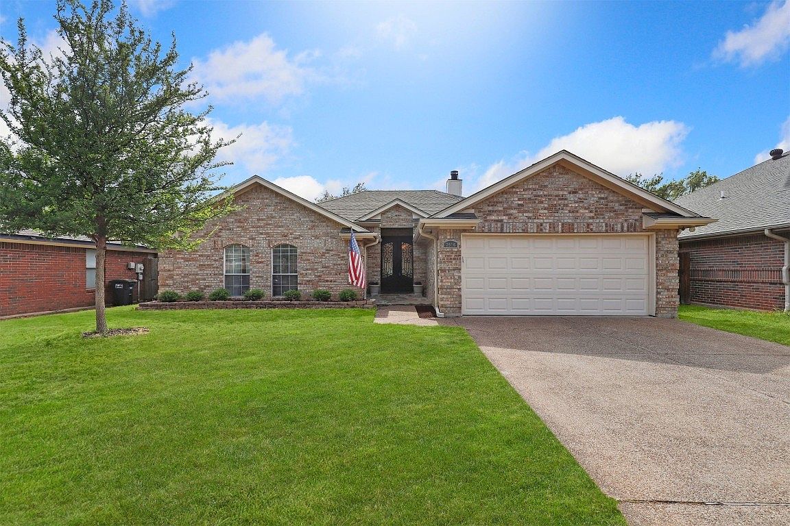 7916 Clear Brook Cir, Fort Worth, TX 76123 | Zillow