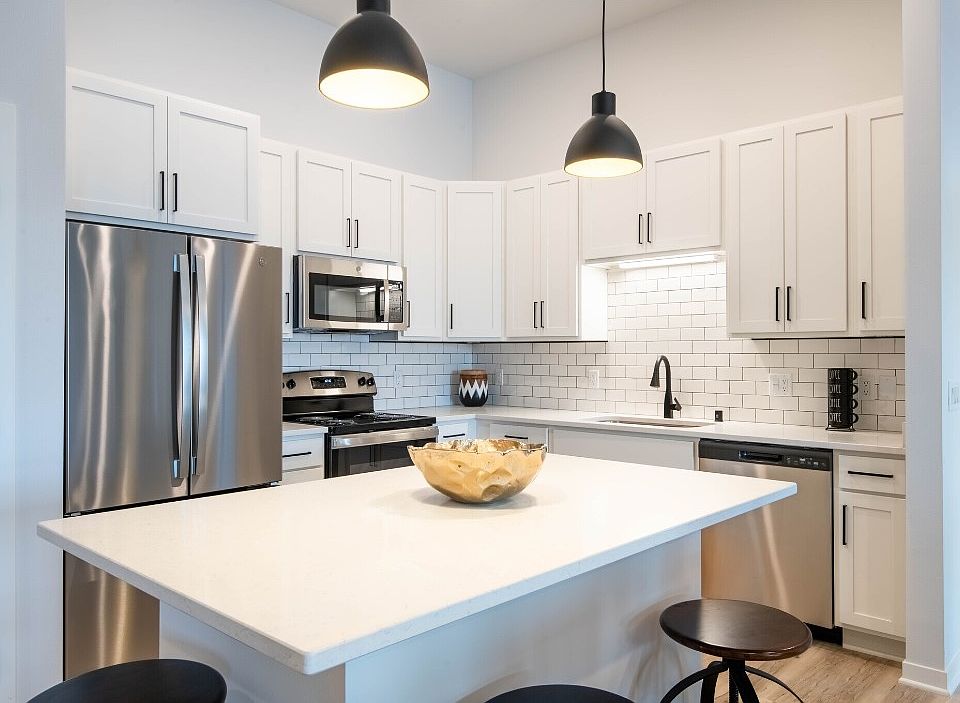 Two Points Crossing, LLC - 9419 Modern Point Ln Verona WI (3 units ...