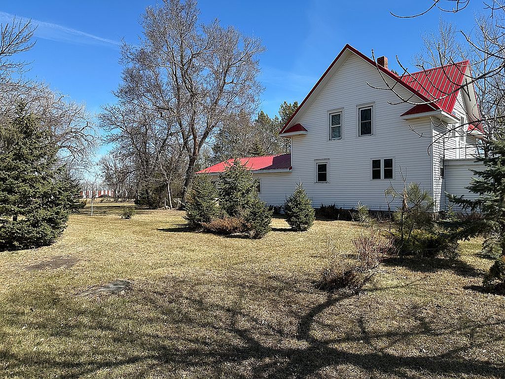 1920s Country Home on 6 Acres in Rural South Dakota For Sale by Owner ...