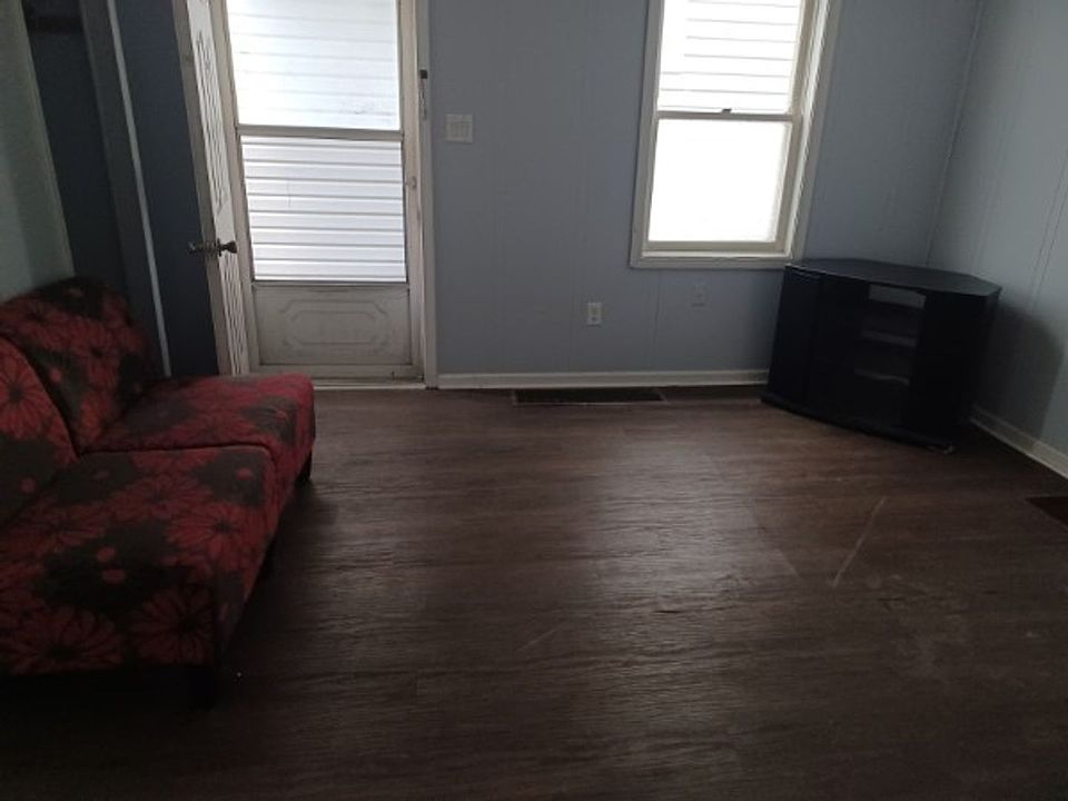 318 W MARKET STREET - 318 W Market St New Albany IN | Zillow