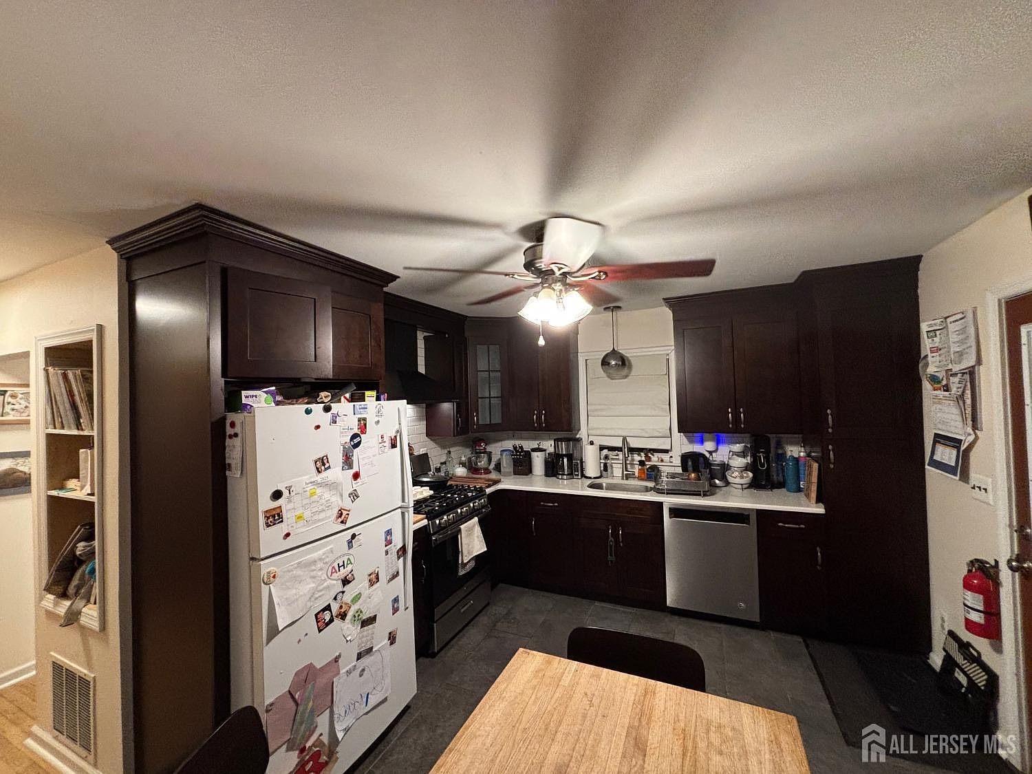 55 Silver Lake Ave UNIT 1, Edison, NJ 08817 | Zillow