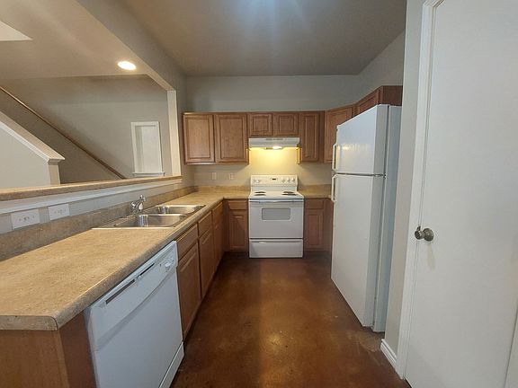 5007 Summit Pass APT 1, San Antonio, TX 78229 | Zillow