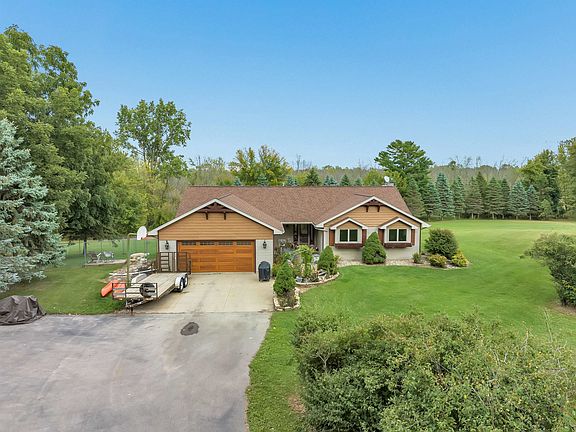 N6502 Twelve Corners Rd, Black Creek, WI 54106 | MLS #50281233 | Zillow