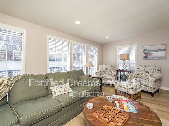 395 Lake Dr #8, Lexington, NC 27292 | Zillow