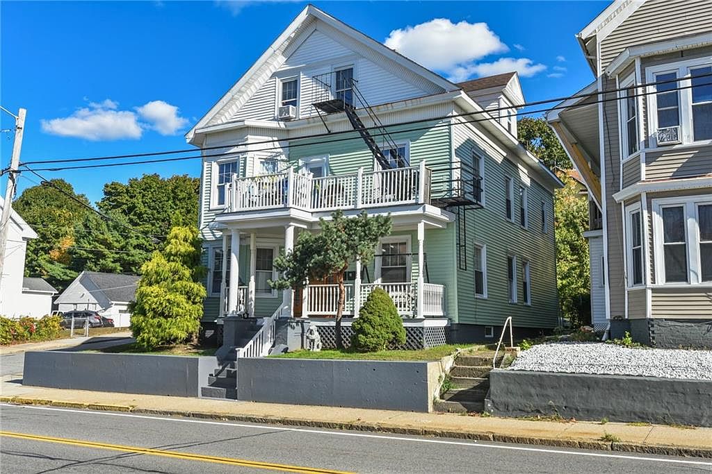 398 Park Ave, Woonsocket, RI 02895 | Zillow
